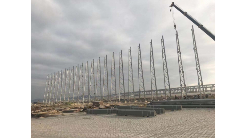 WalMax Outdoor Windbreaker Wall | ETW Video